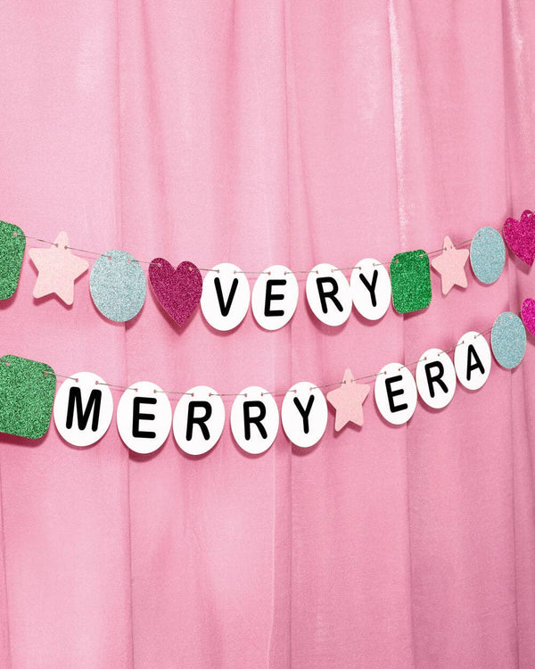 Very Merry Era Banner - friendship bracelet banner christmas - Little ...